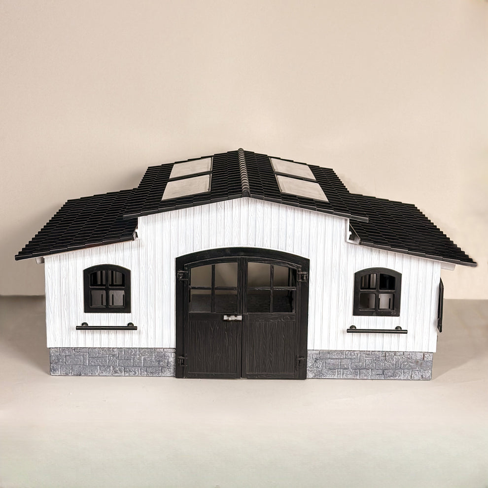 Customized Schleich Stable with 4 stalls, Horses & Accessories – My ...